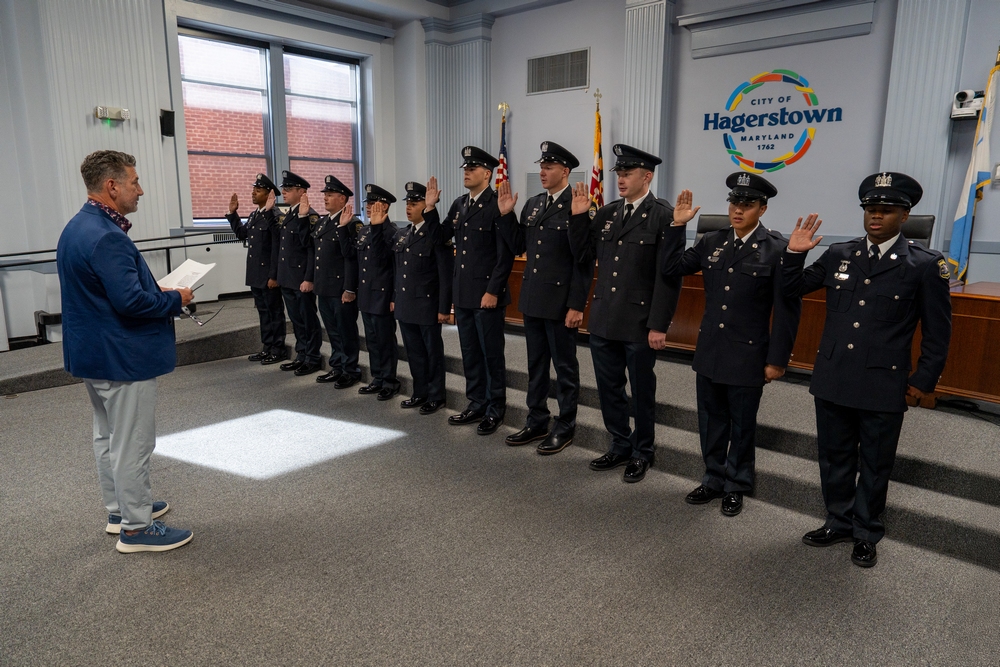 Hagerstown Welcomes Ten New Police Officers to Department - Radio Free ...